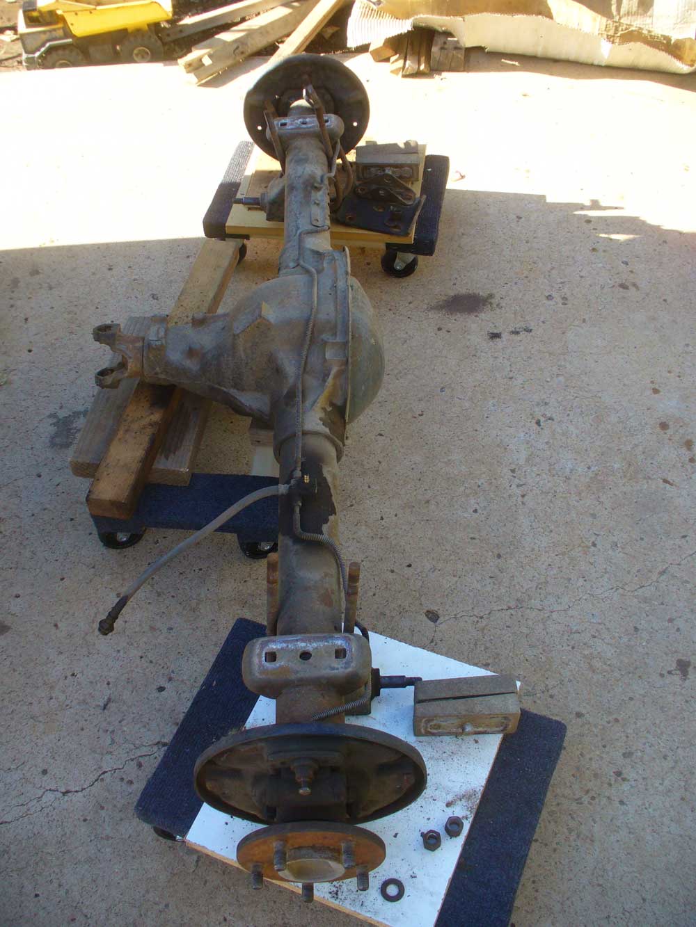 Project Scope Creep (alfred): Rear Axle Swap turned into Shackles ...