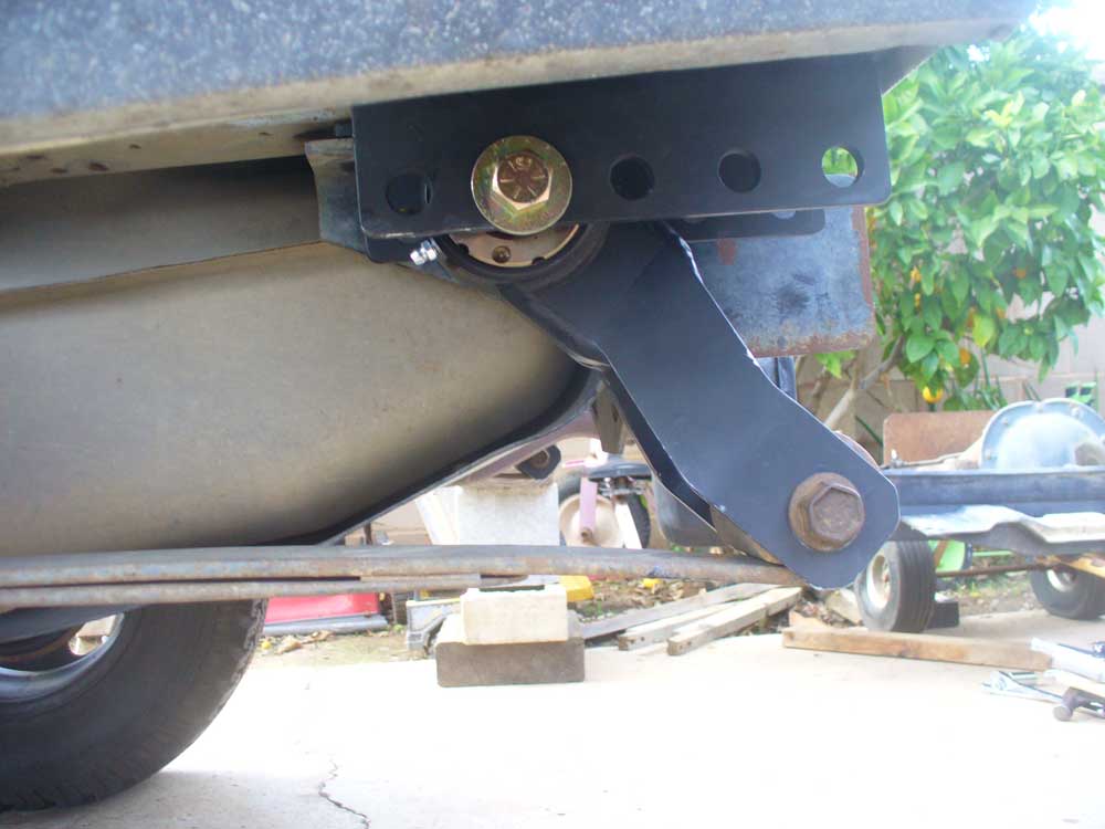 Project Scope Creep (alfred): Rear Axle Swap turned into Shackles ...